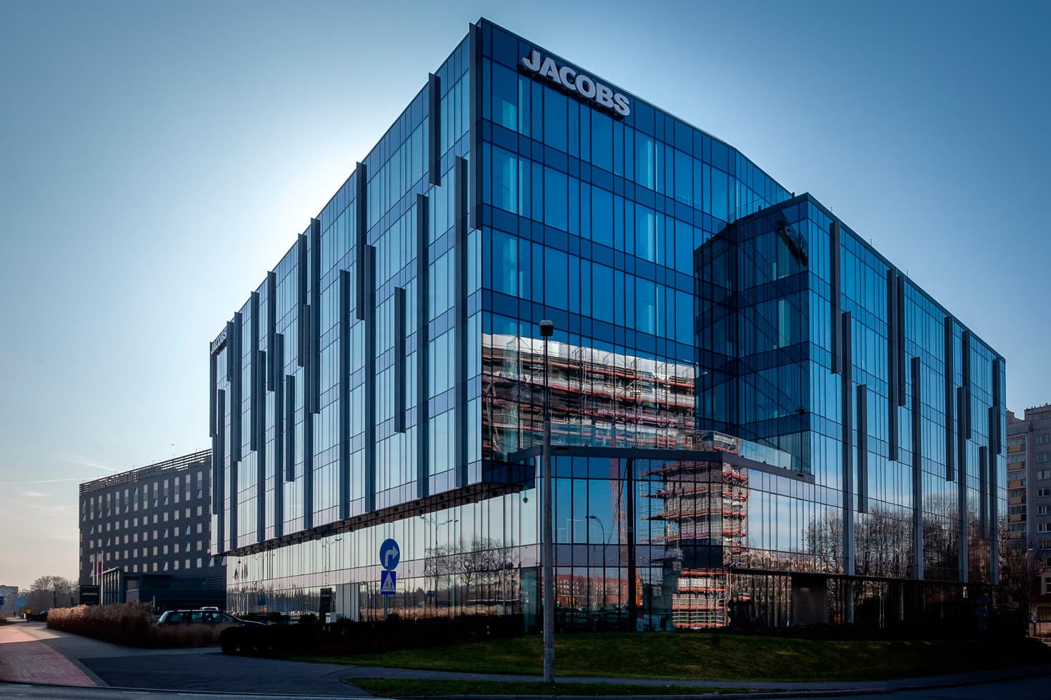 RE-Bau: General Contractor